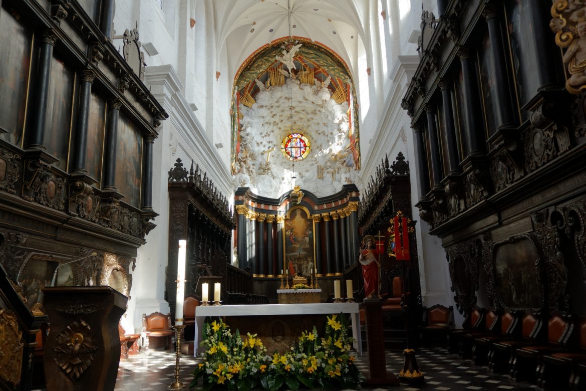 Oliwa Park, Palace of Abbots and Oliwa Cathedral - Explore Gdansk